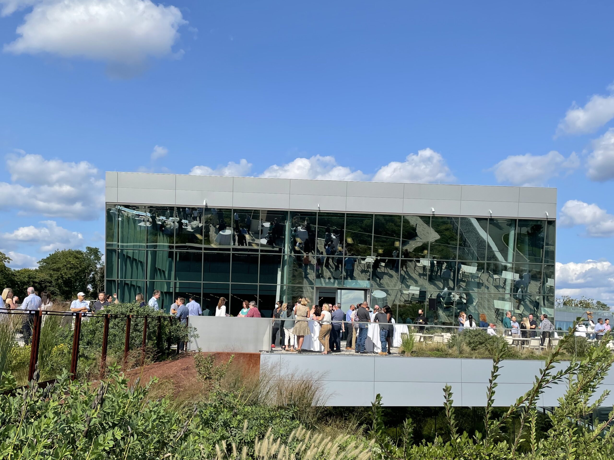 Case Study: Using Mobile to Elevate the Guest Experience @ Incyte